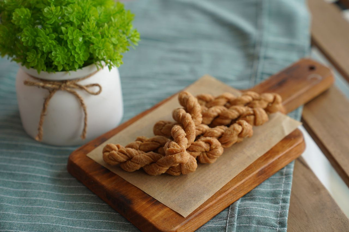 麻花 Braided Ribbon Biscuit – 源香饼舖 GUAN HEONG BISCUIT SHOP